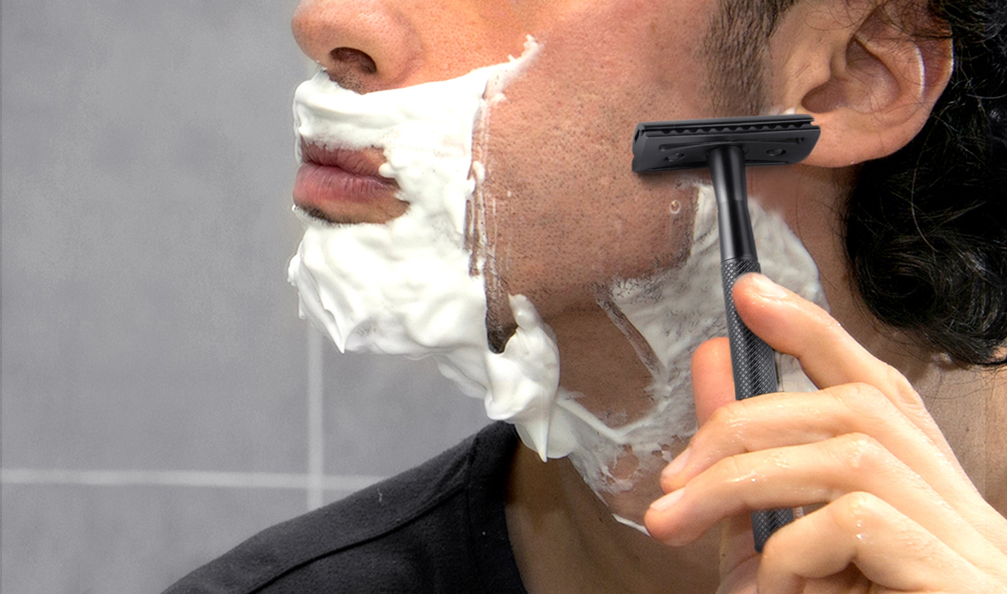 HOW TO SHAVE WITH A SAFETY RAZOR – ZOMCHI